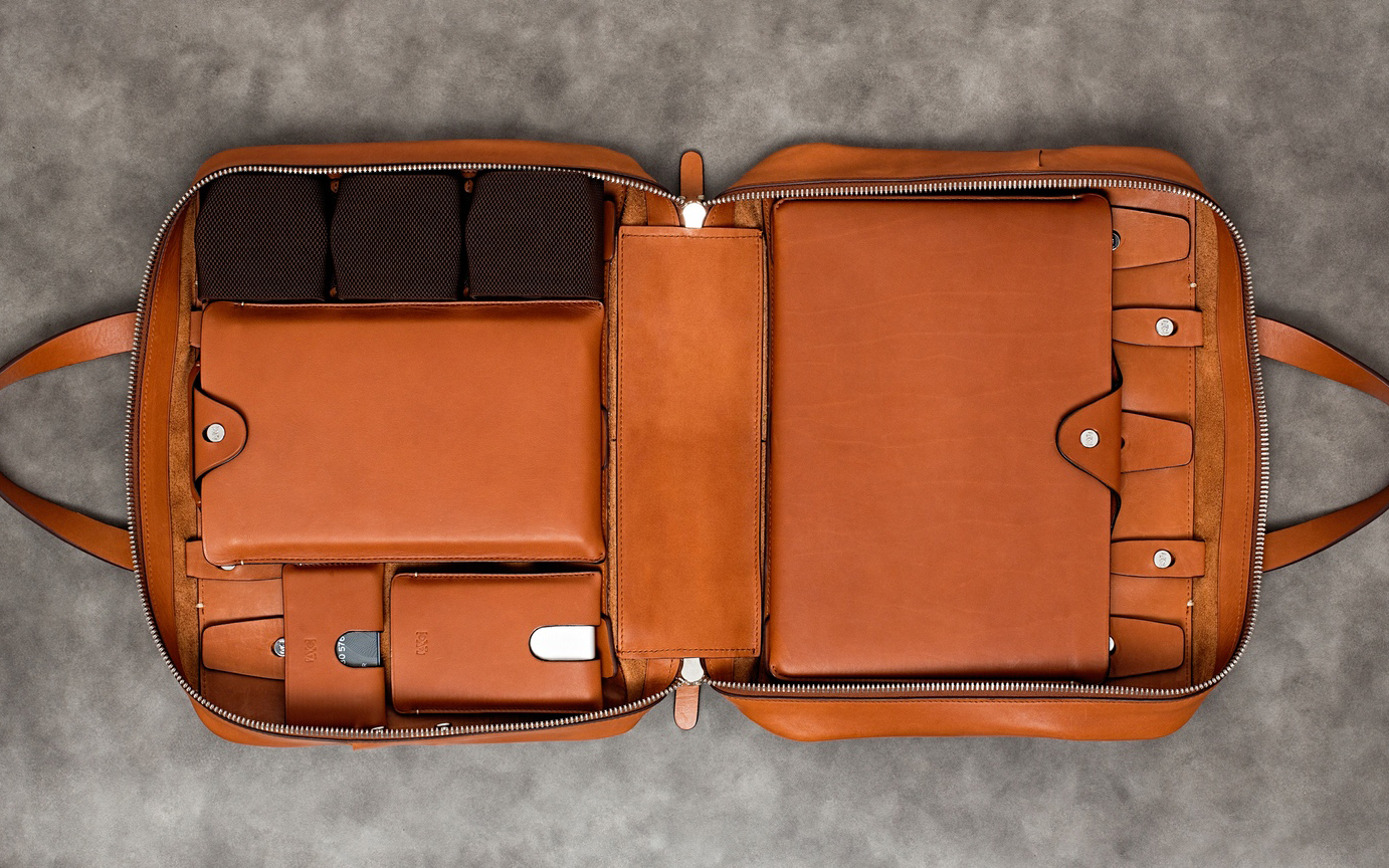 Anson Calder Adaptive Layout Bags & Cases - Everyday Carry