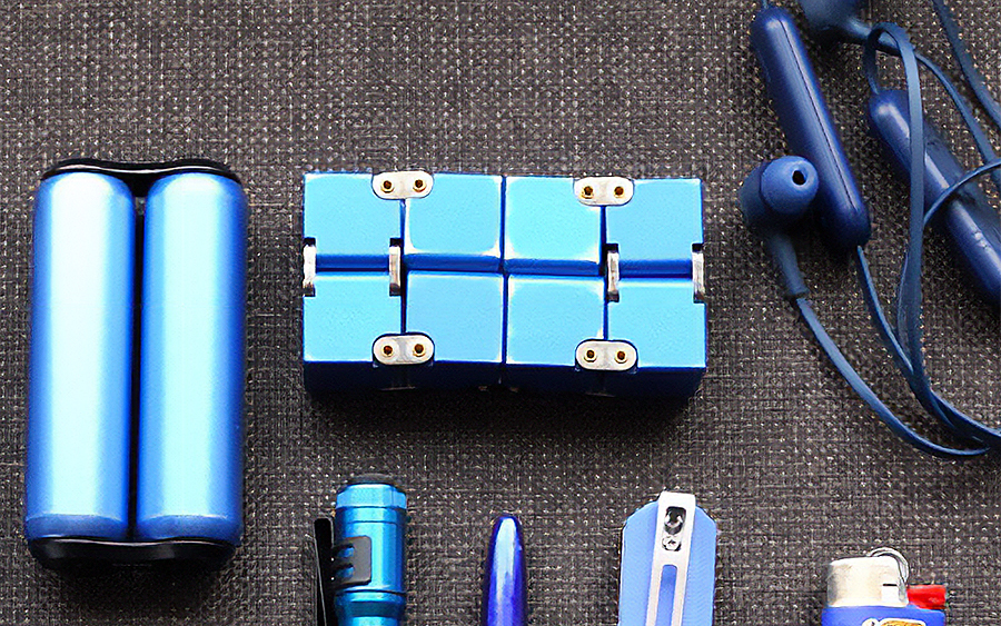 Trending: Lifidea Aluminum Infinity Cube - Everyday Carry