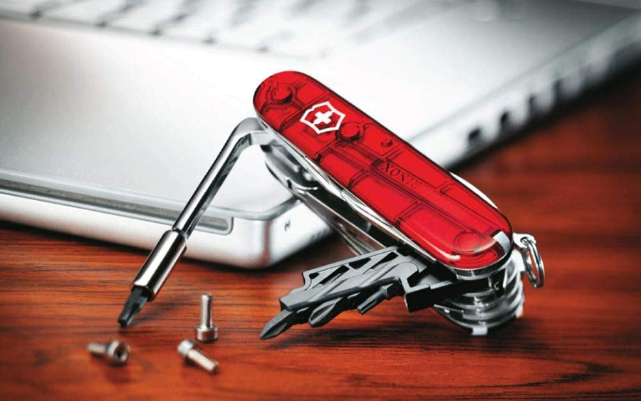 Trending: Victorinox Cybertool 34 - Everyday Carry