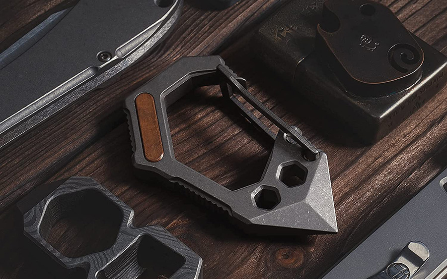 KeyUnity KU02 Titanium Carabiner - Everyday Carry