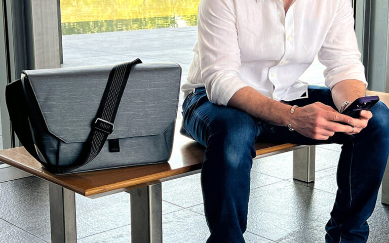 The Drop: ITS Discreet Messenger Bag - Everyday Carry