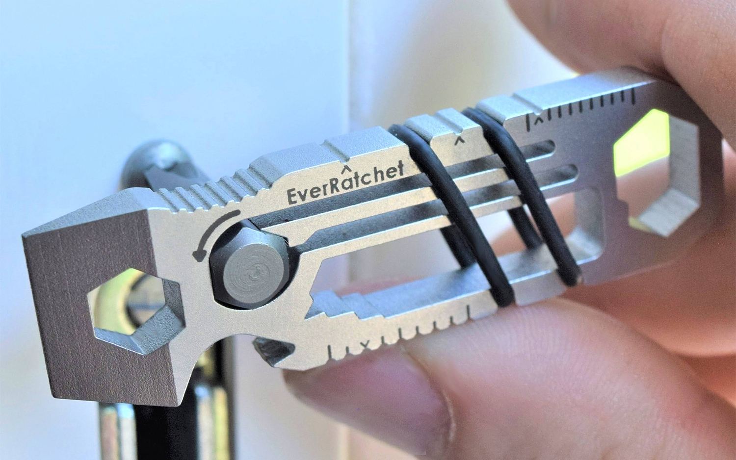 6 Awesome Father's Day Gift Ideas for Every Dad's Carry - Everyday Carry