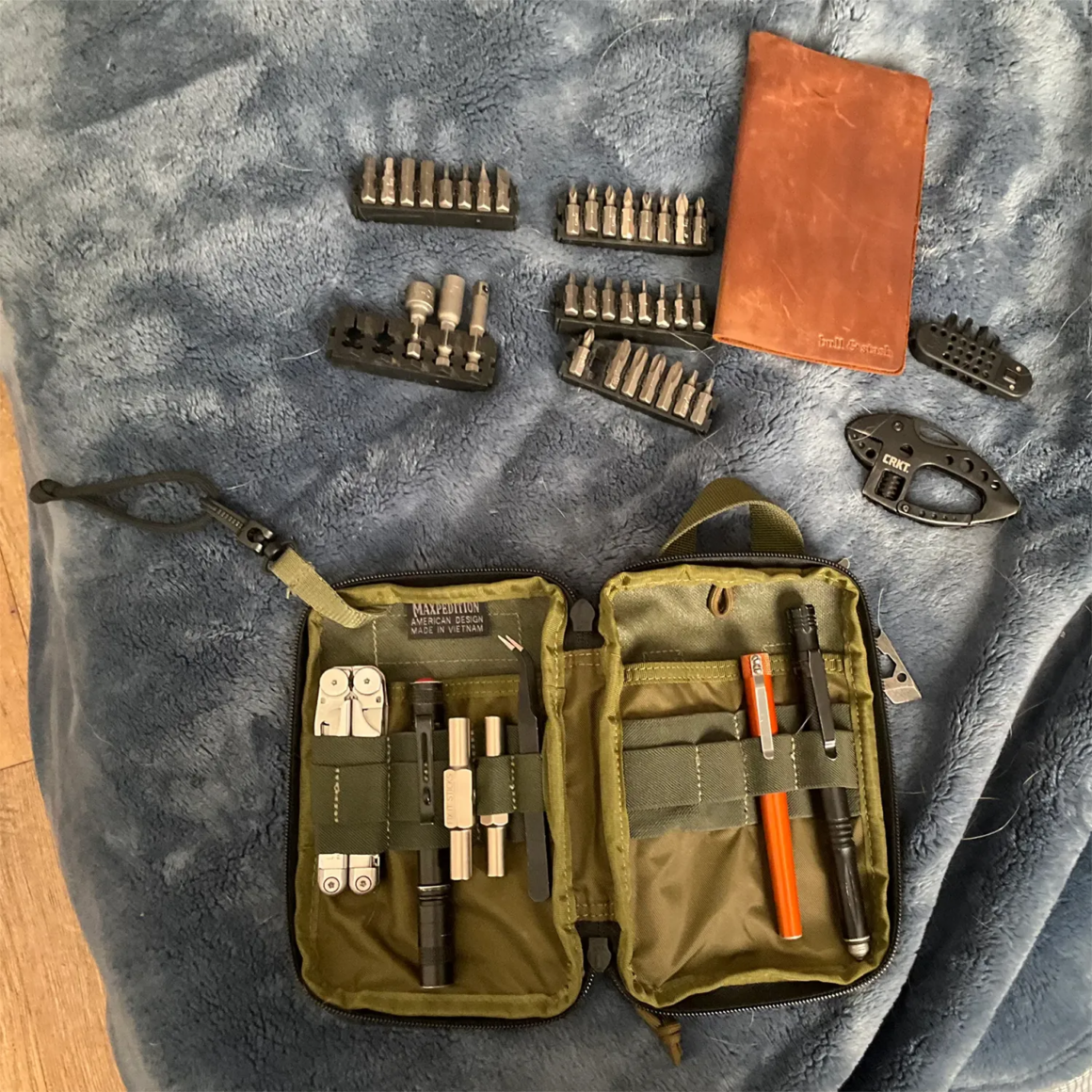 The Best Community EDC Gear: Pocket Dump from badger florida - Everyday ...