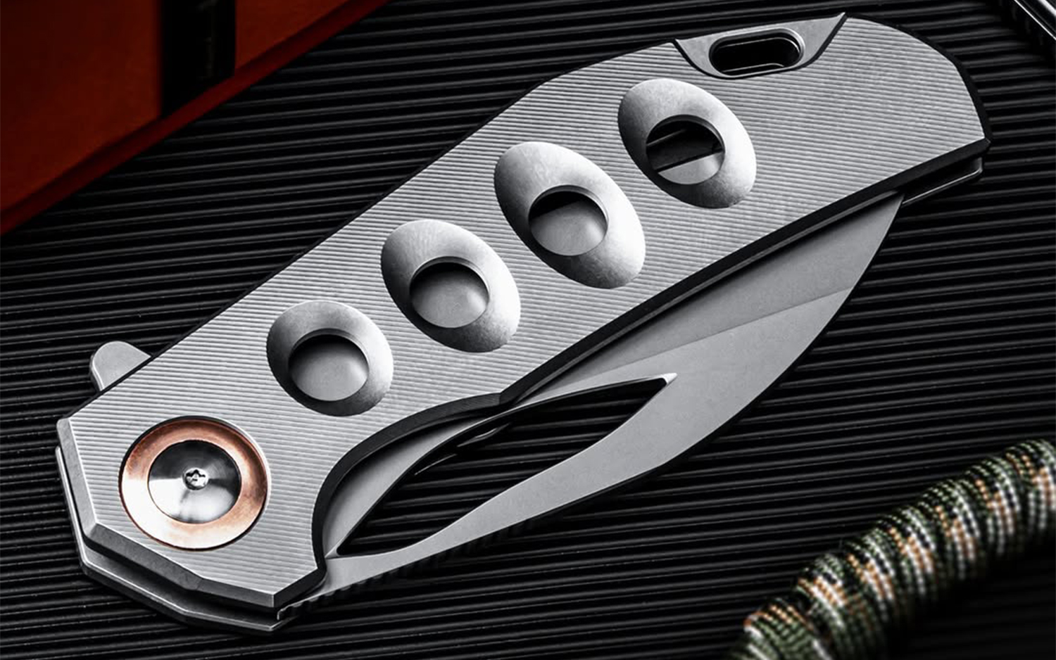 The New Kizer Hawk Knife Is an Apex Predator - Everyday Carry
