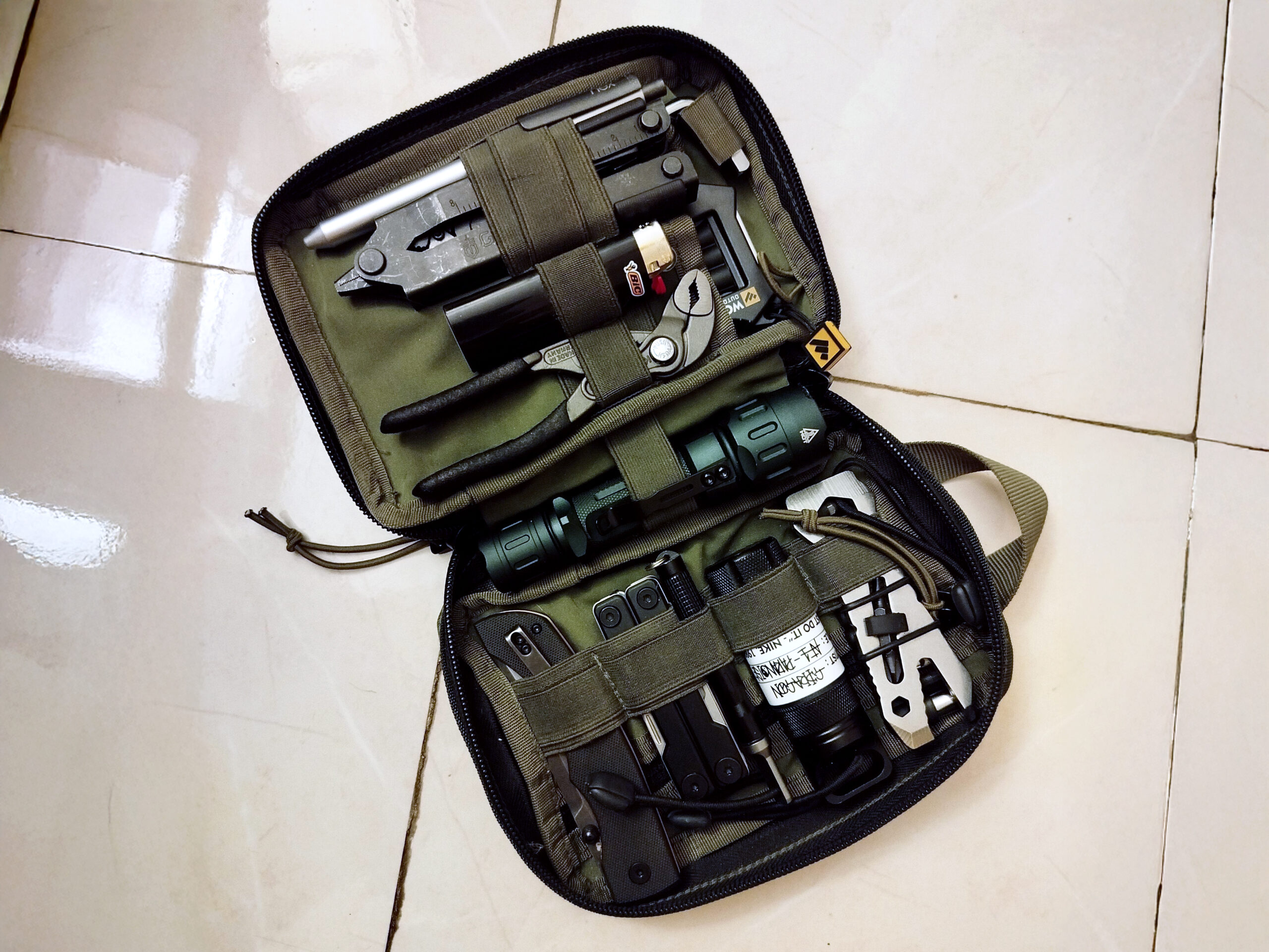 This Software Engineer's EDC Pouch Is Ready for the Outdoors - Everyday ...